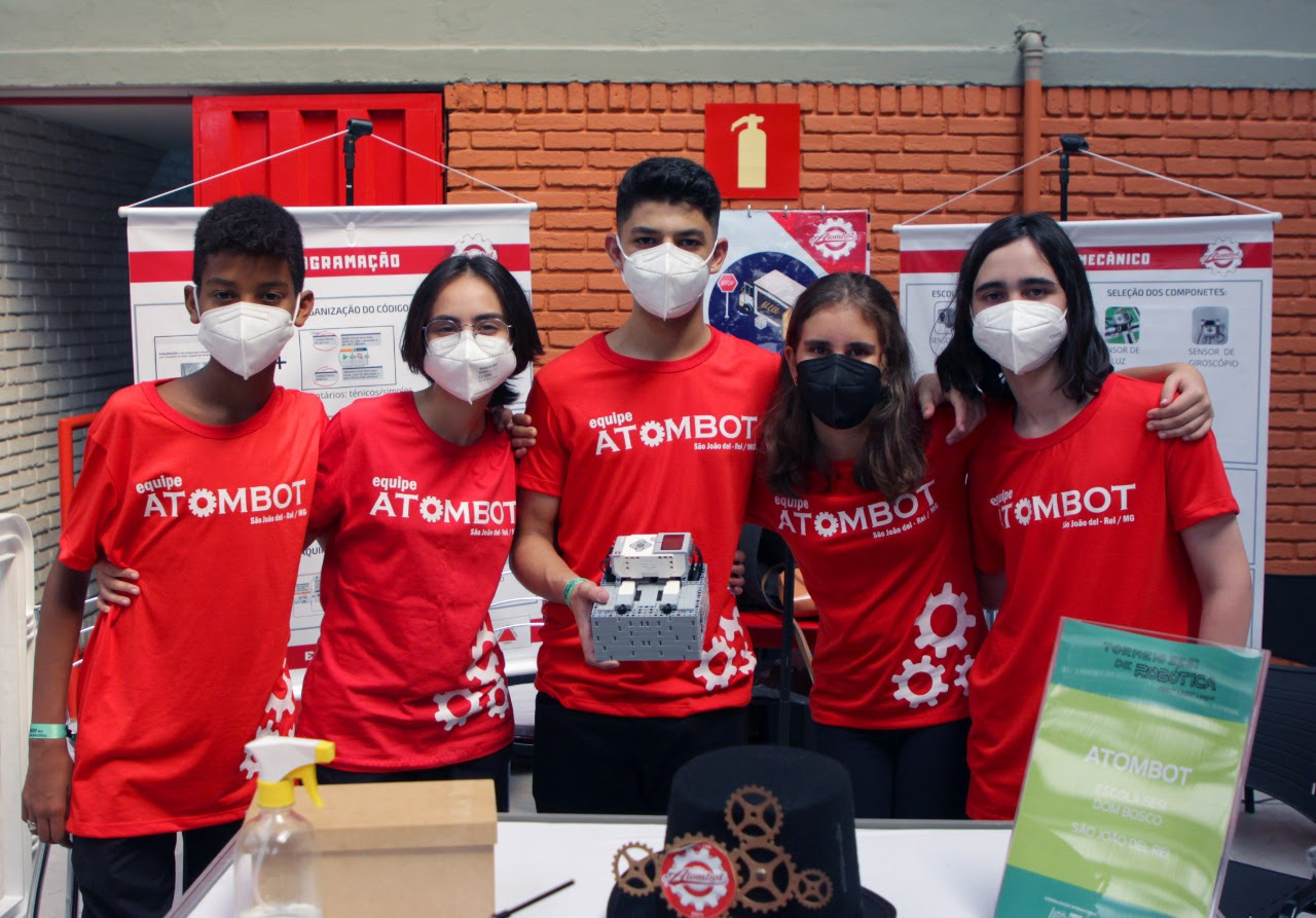 Escola SESI São João del-Rei é a vencedora do Torneio de Robótica - Barbacena Online